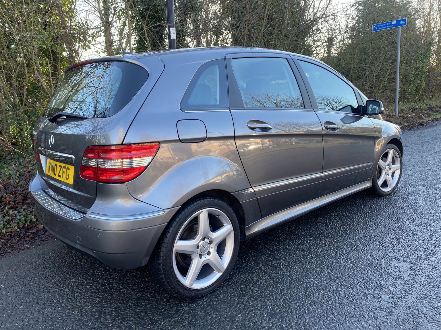 Used 2010 Mercedes-Benz B Class B200 CDI Sport 5dr CVT Auto for sale in ...